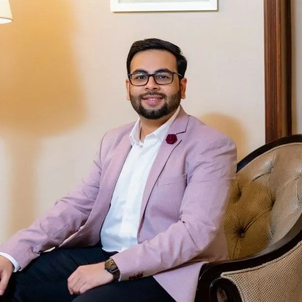 Nikhil Roy - RoomPriceGenie