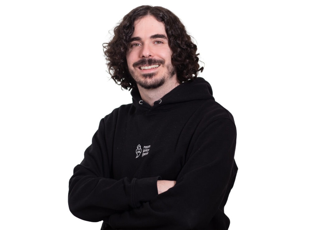 Emanuele Merico | RoomPriceGenie